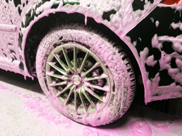 5 Things You Need to Know Before Coloring your Car Wash Triple Foam